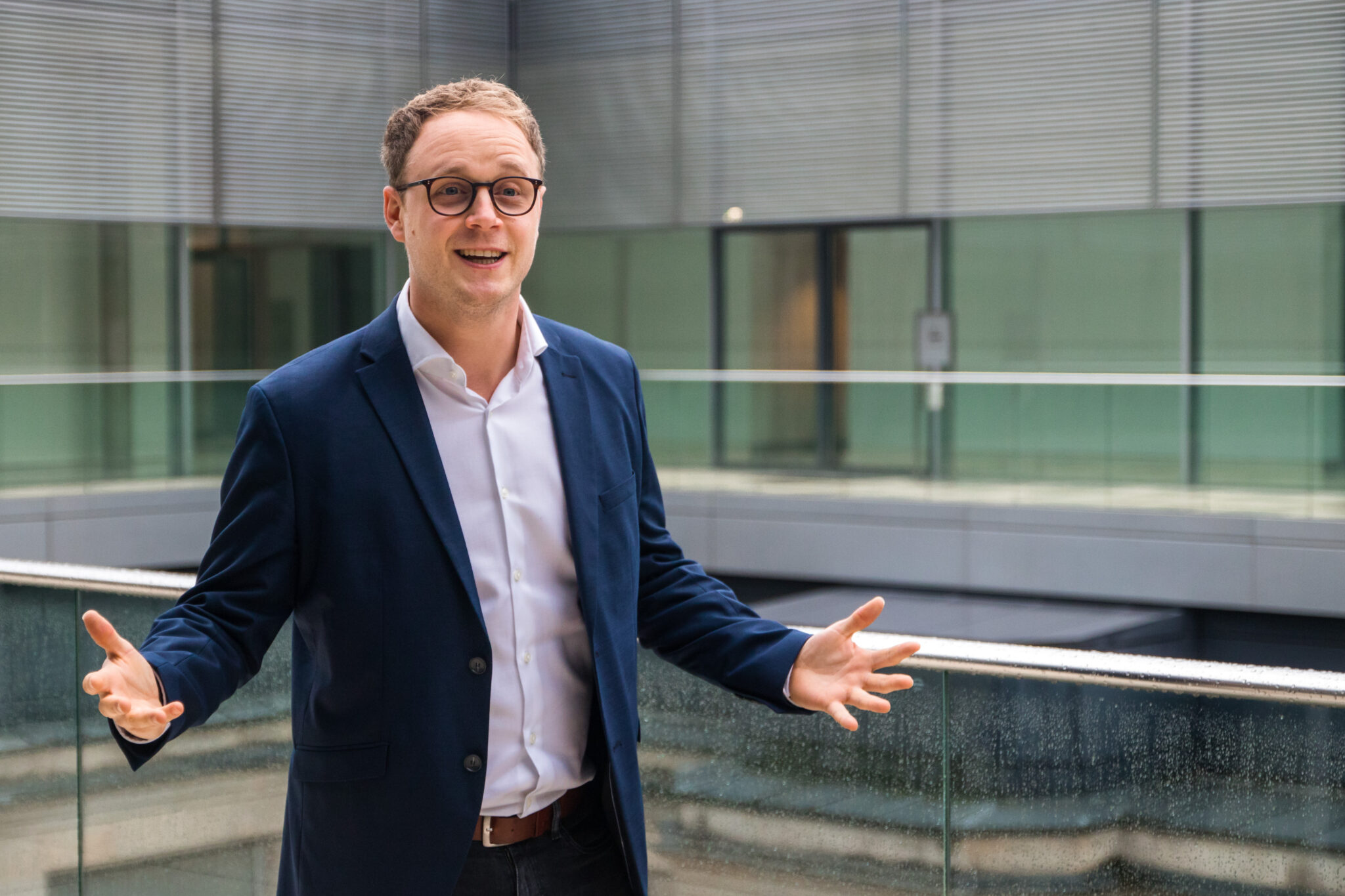 Rede zum Fachkräftemangel an Flughäfen - Marcel Emmerich